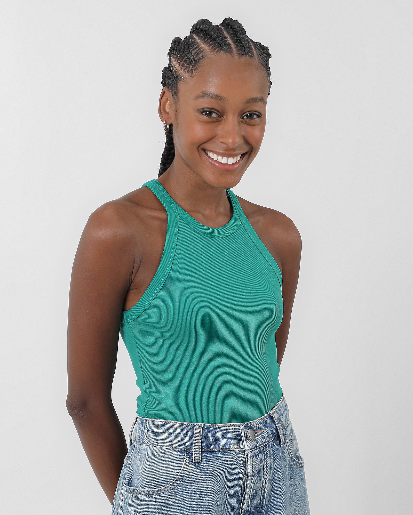 Riachuelo | Regata cropped trapézio canelada - Verde
