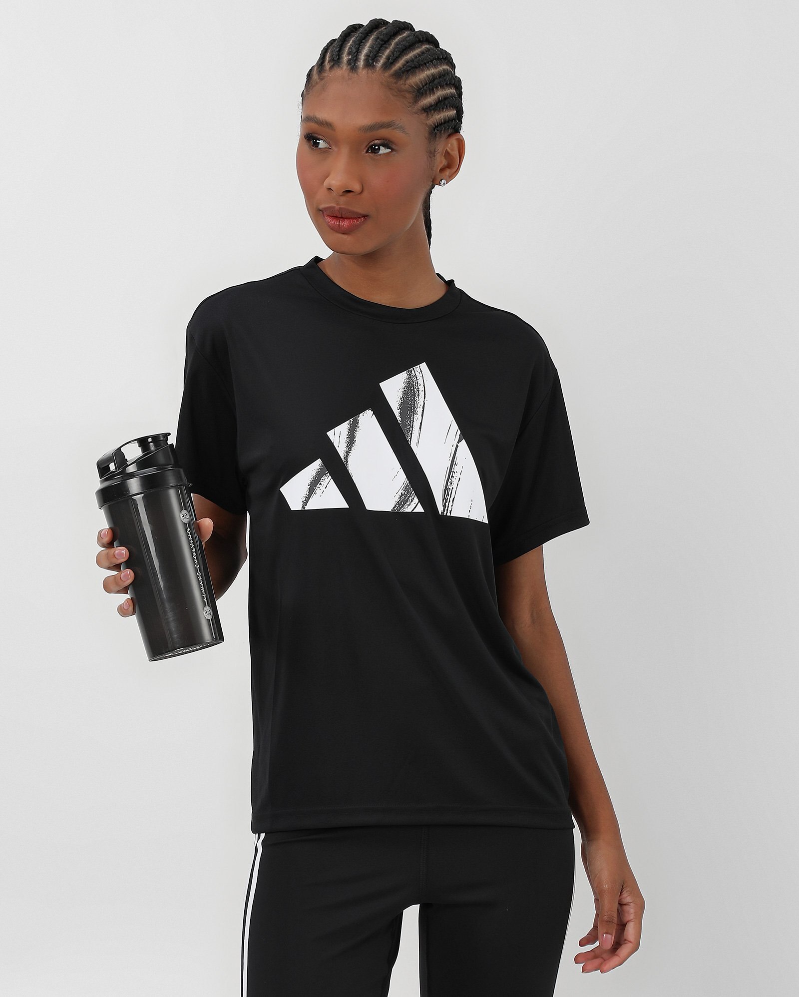 Riachuelo | Camiseta esportiva feminina Run It HY6970 preta | Adidas
