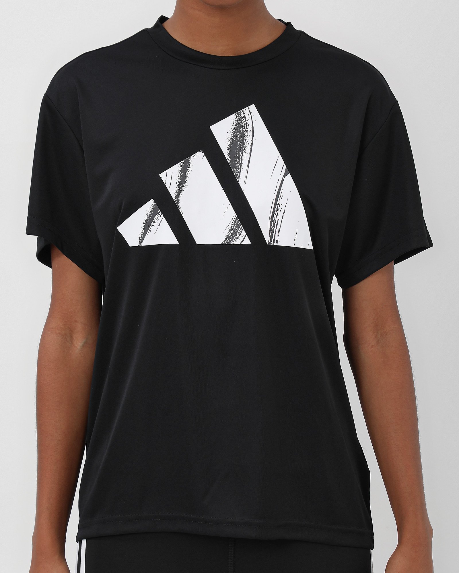 Riachuelo | Camiseta esportiva feminina Run It HY6970 preta | Adidas