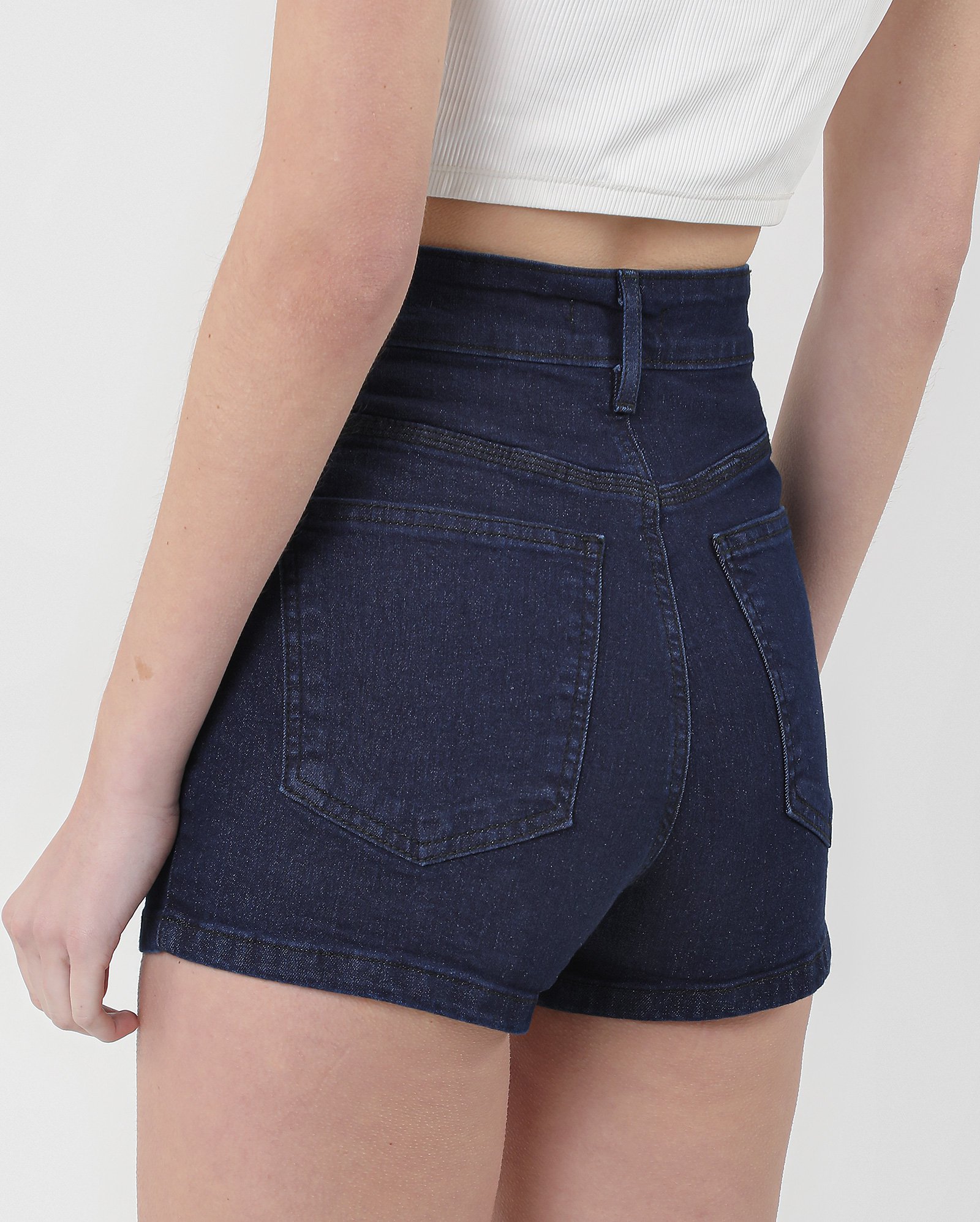 Riachuelo | Short jeans feminino hot pant básico denim escuro | Pool Jeans