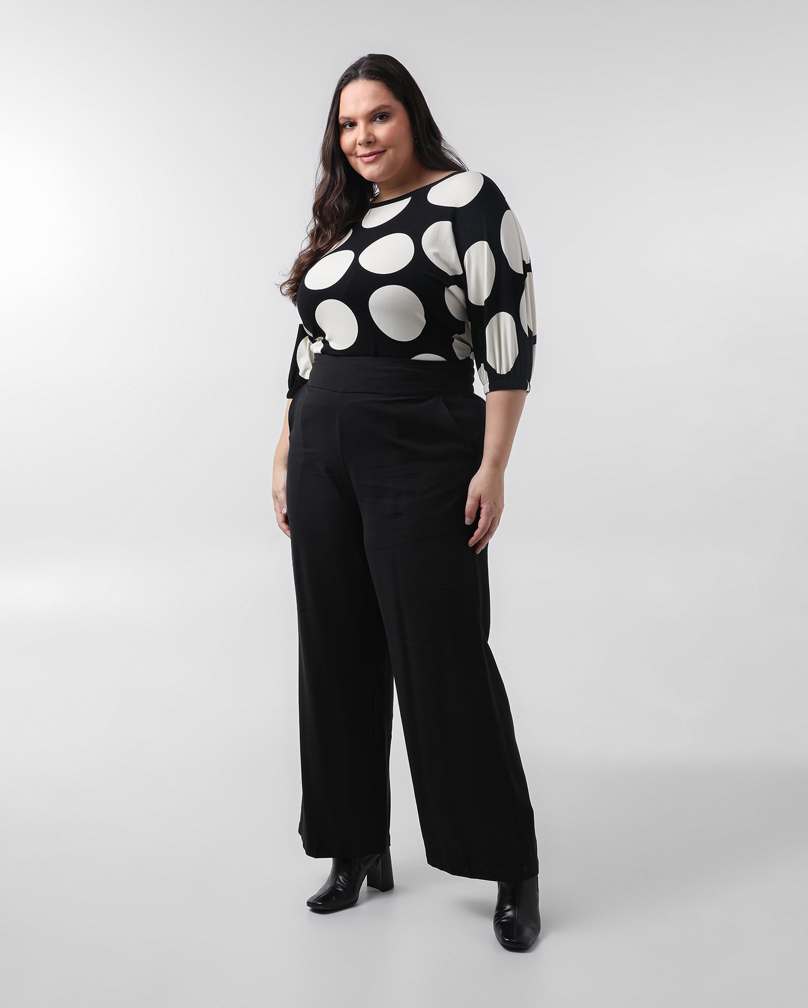 Riachuelo | Blusa plus size feminina maxi poá preta | AK Plus by Riachuelo