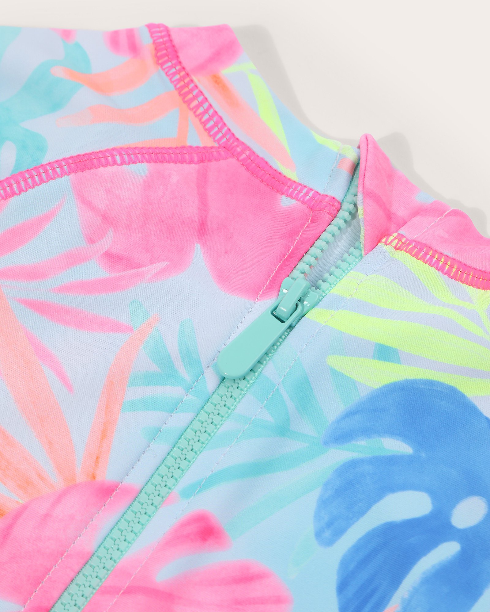 Riachuelo | Maiô infantojuvenil manga longa folhagens 6-16A multicor ...