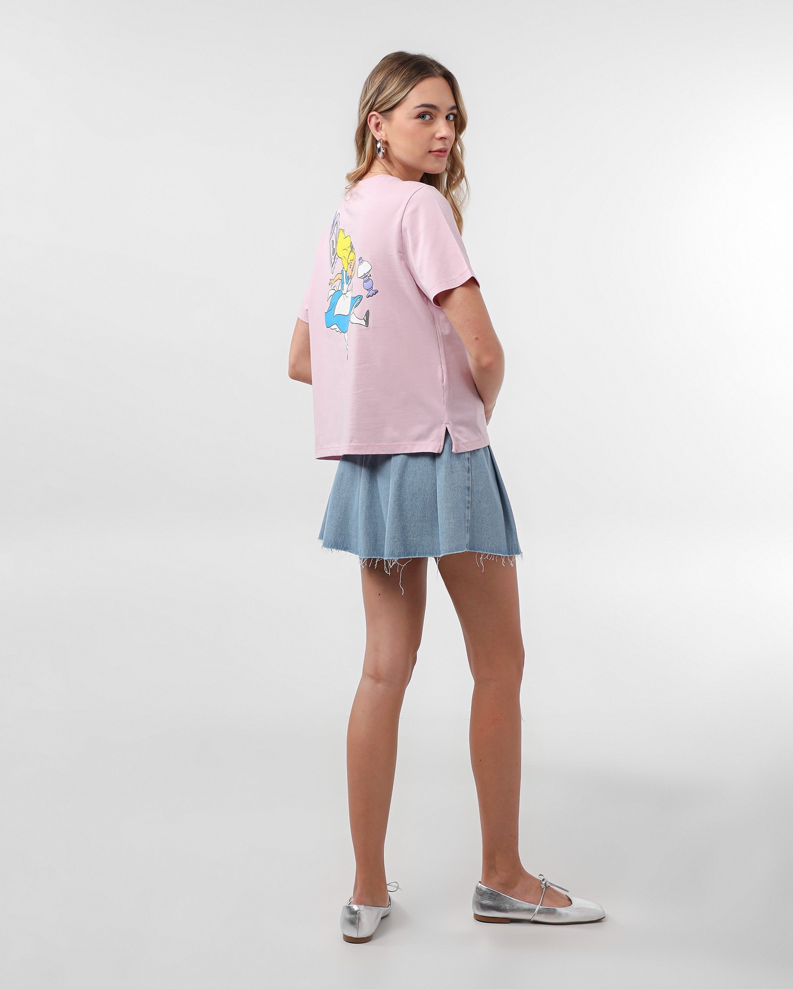Riachuelo | Camiseta Disney boxy Alice drink me lilás | FANLAB