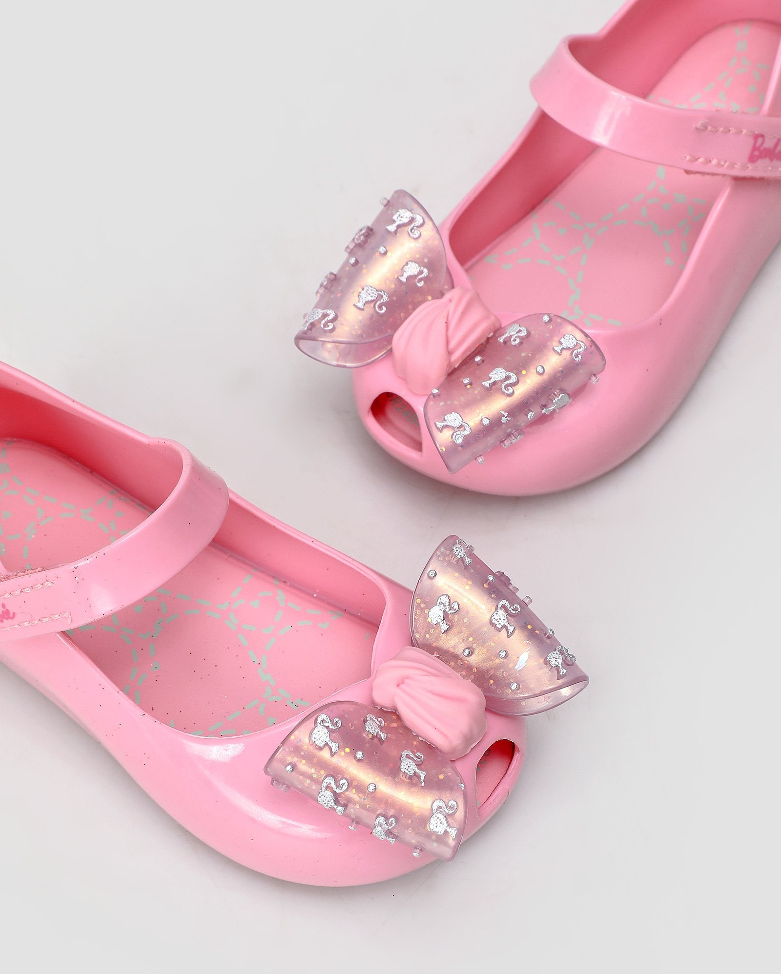 Riachuelo | Sapatilha infantil Barbie Jelly rosa | Grendene