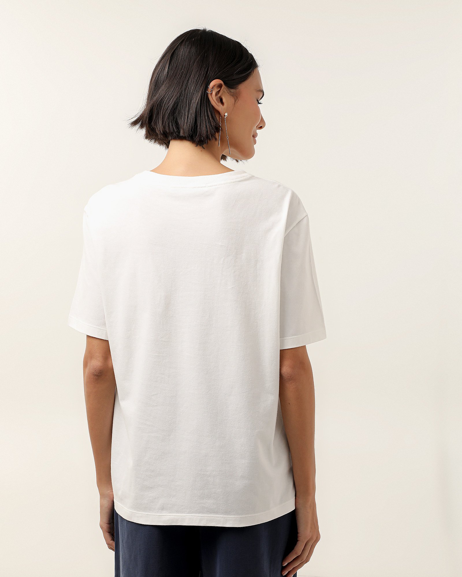 Riachuelo | Camiseta feminina cogumelos metalizada branca | NIINI + Riachuelo