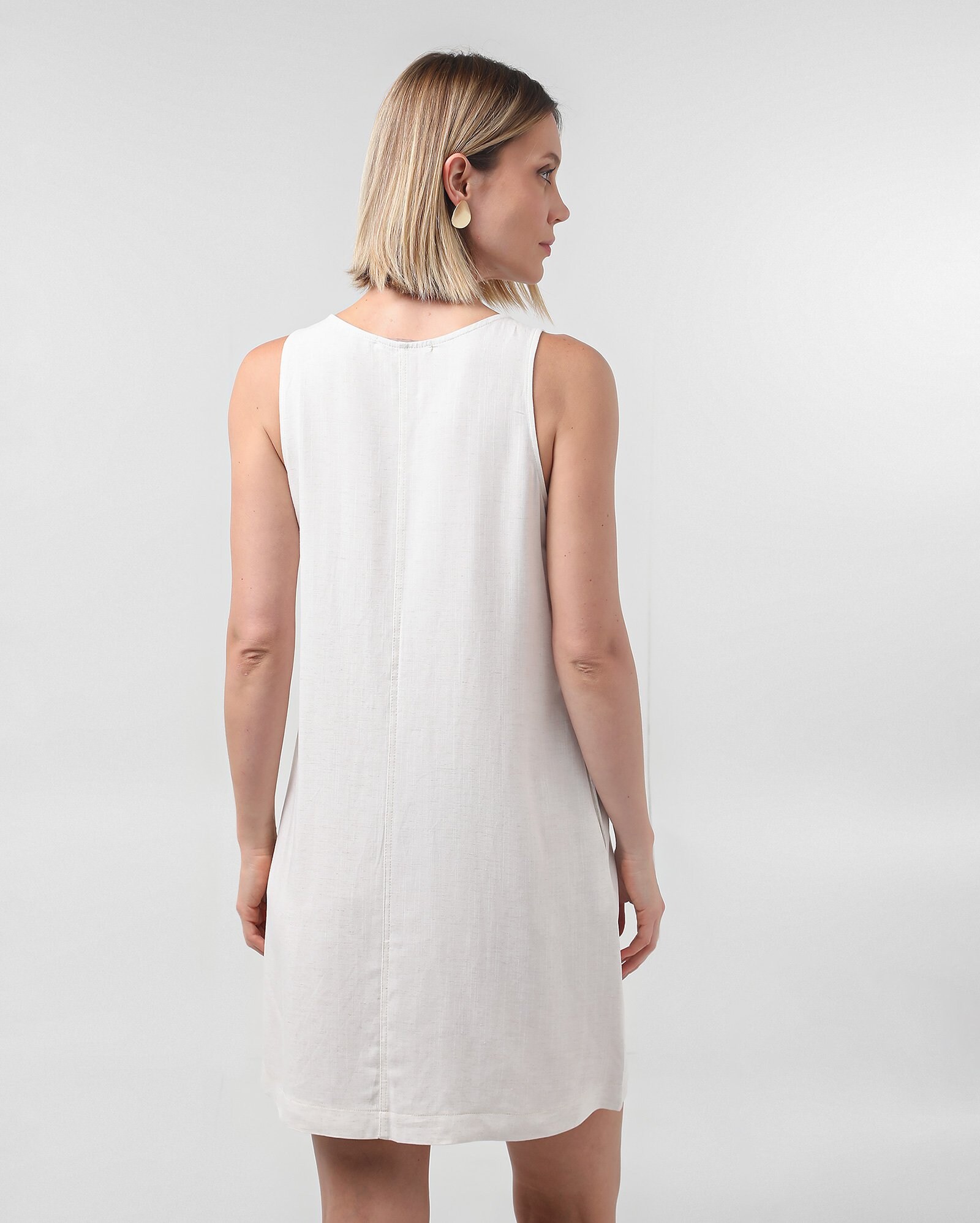 Riachuelo | Vestido curto reto estampado viscolinho Lica - Off-white ...