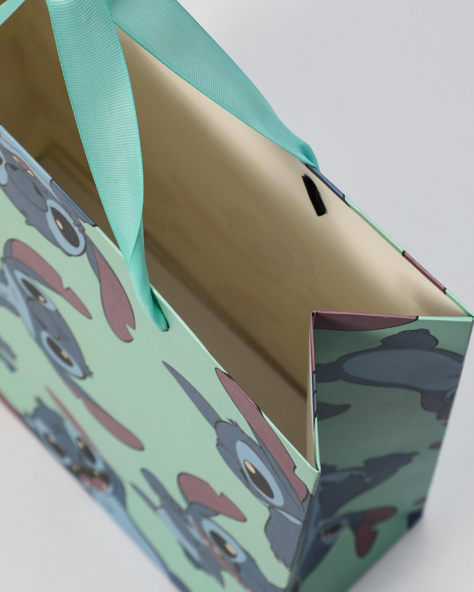 Sacola de presente M Stitch verde | Disney | FANLAB Oficial