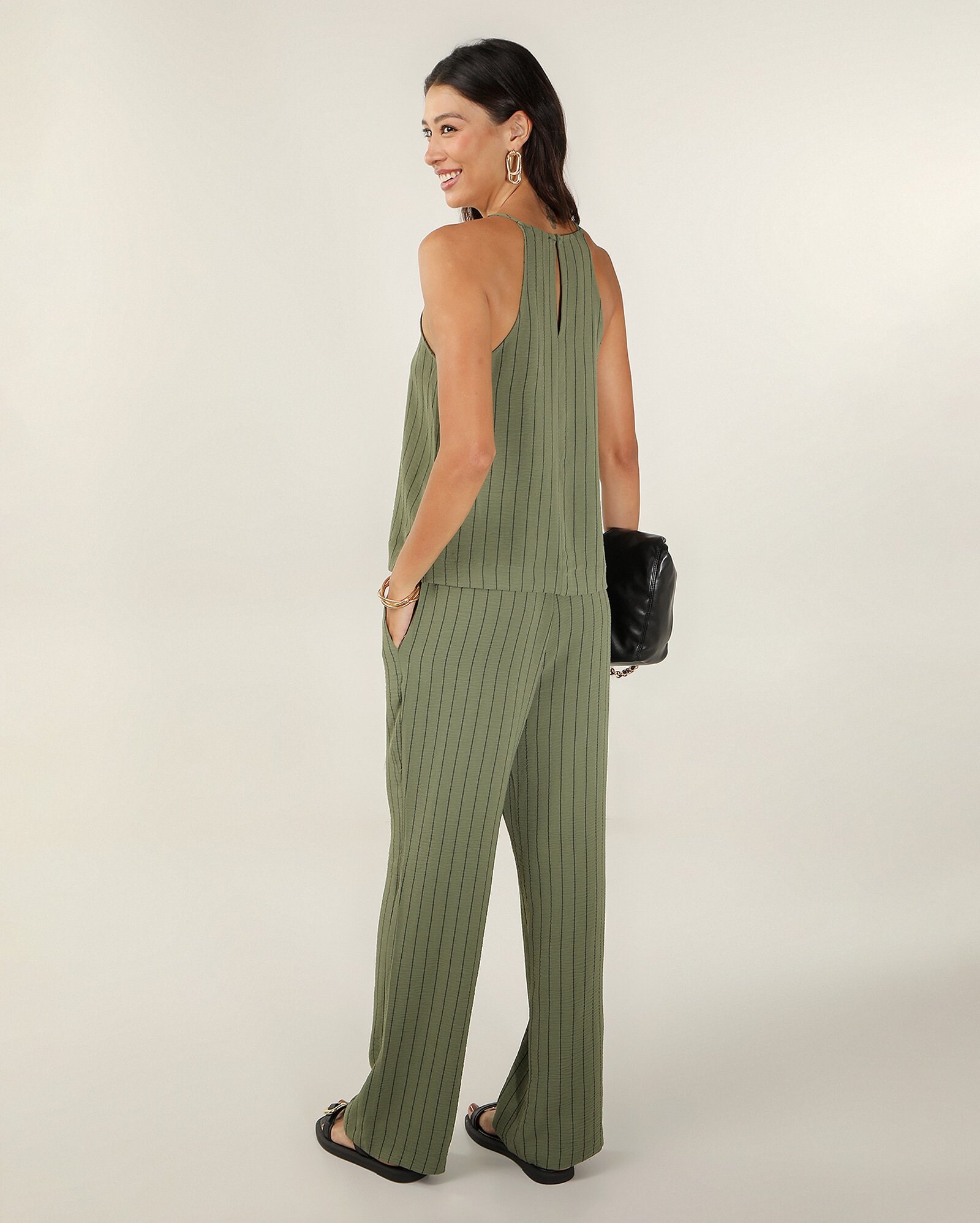Riachuelo | Regata feminina decote trapézio color block - Verde Musgo