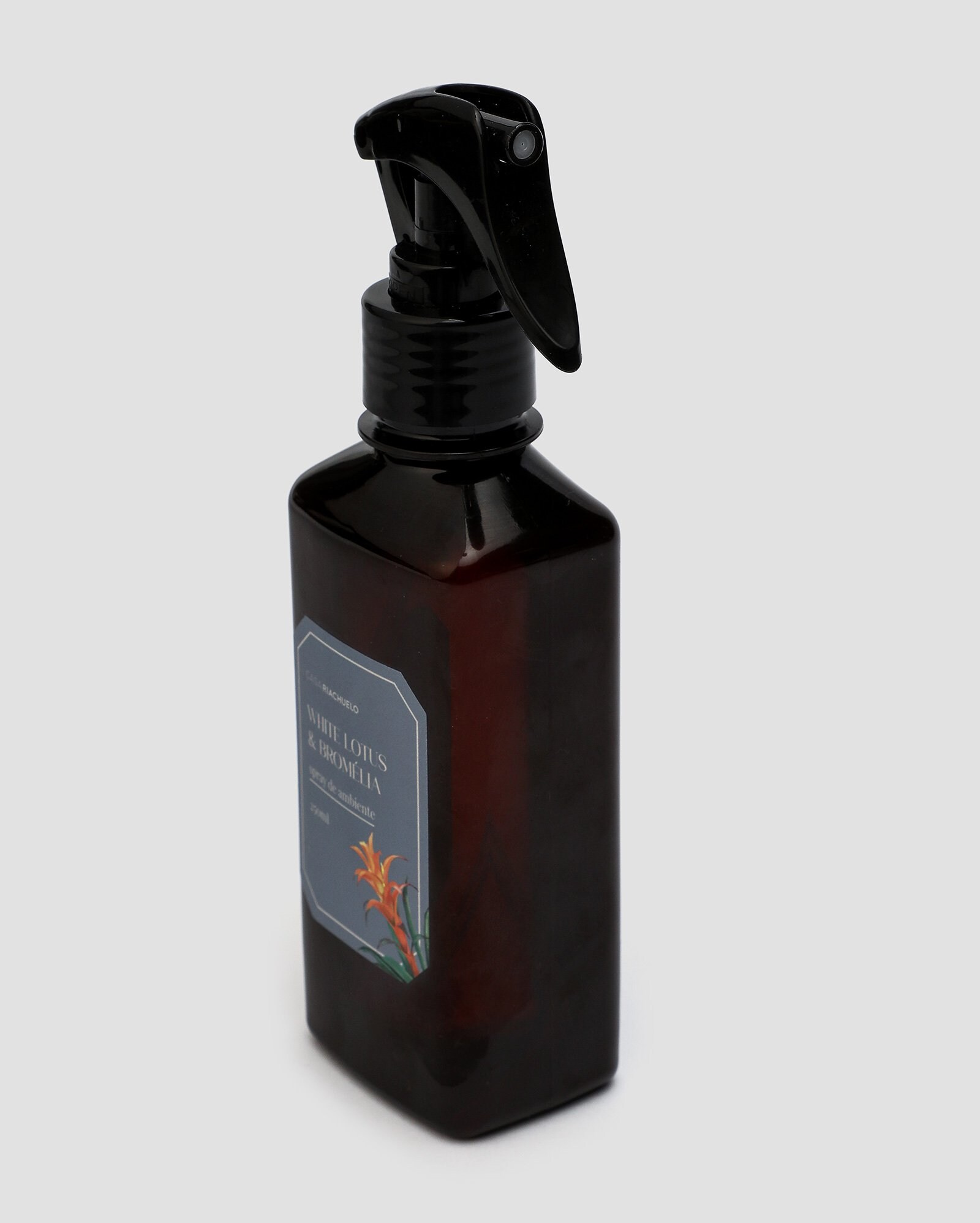 Riachuelo | Spray de ambiente white lotus e bromélia Biomas 250ml ...