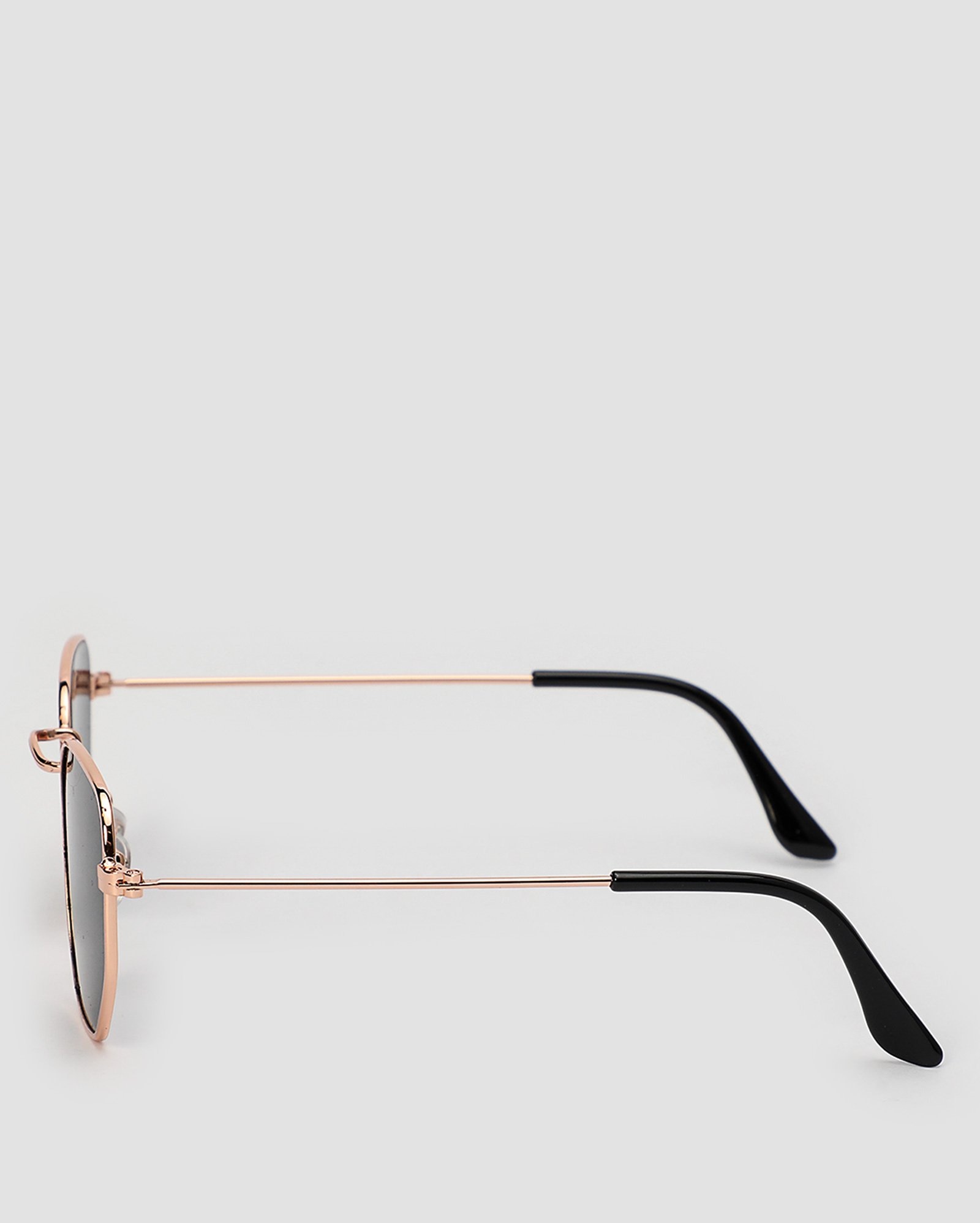 Riachuelo | Óculos de sol feminino hexagonal metal lente escura dourado ...