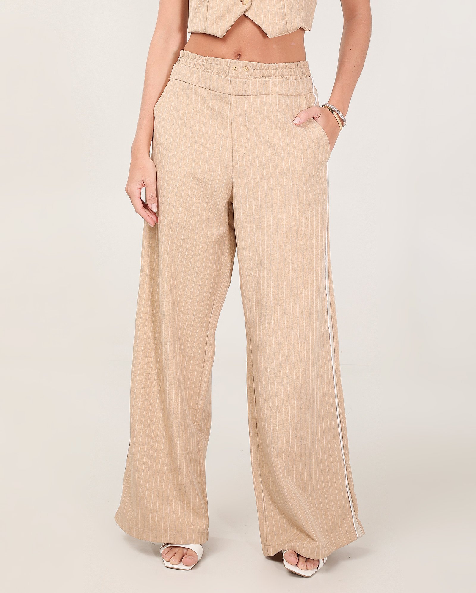 Riachuelo | Calça feminina wide leg cós duplo risca de giz bege | Pool