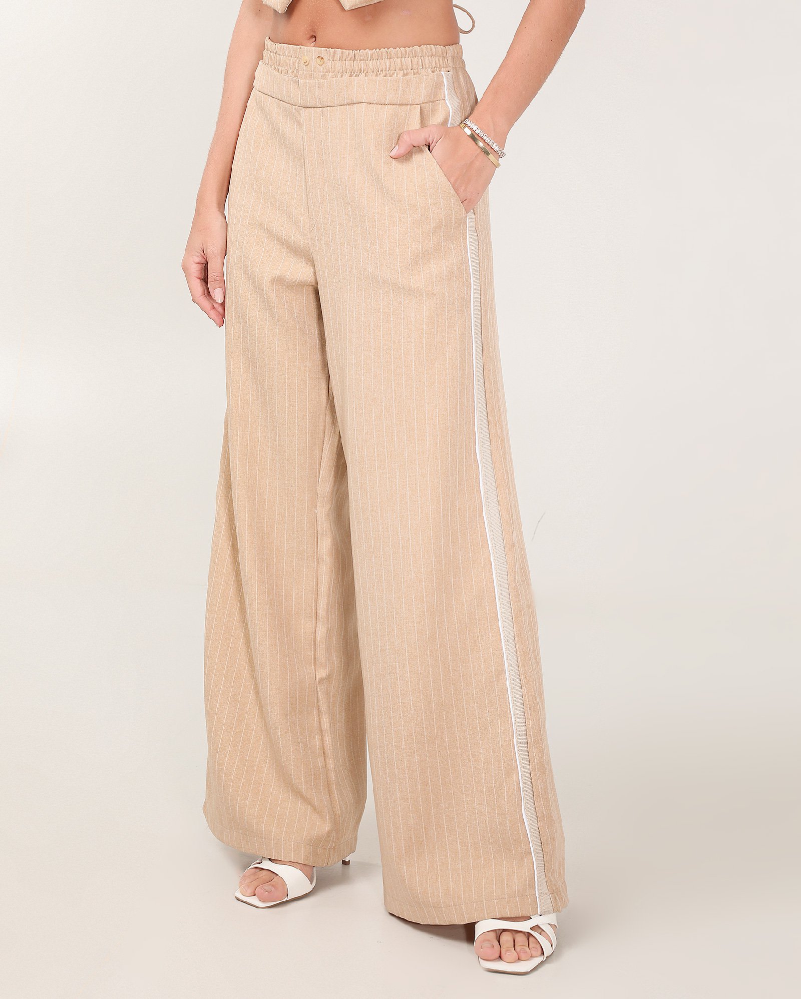 Riachuelo | Calça feminina wide leg cós duplo risca de giz bege | Pool
