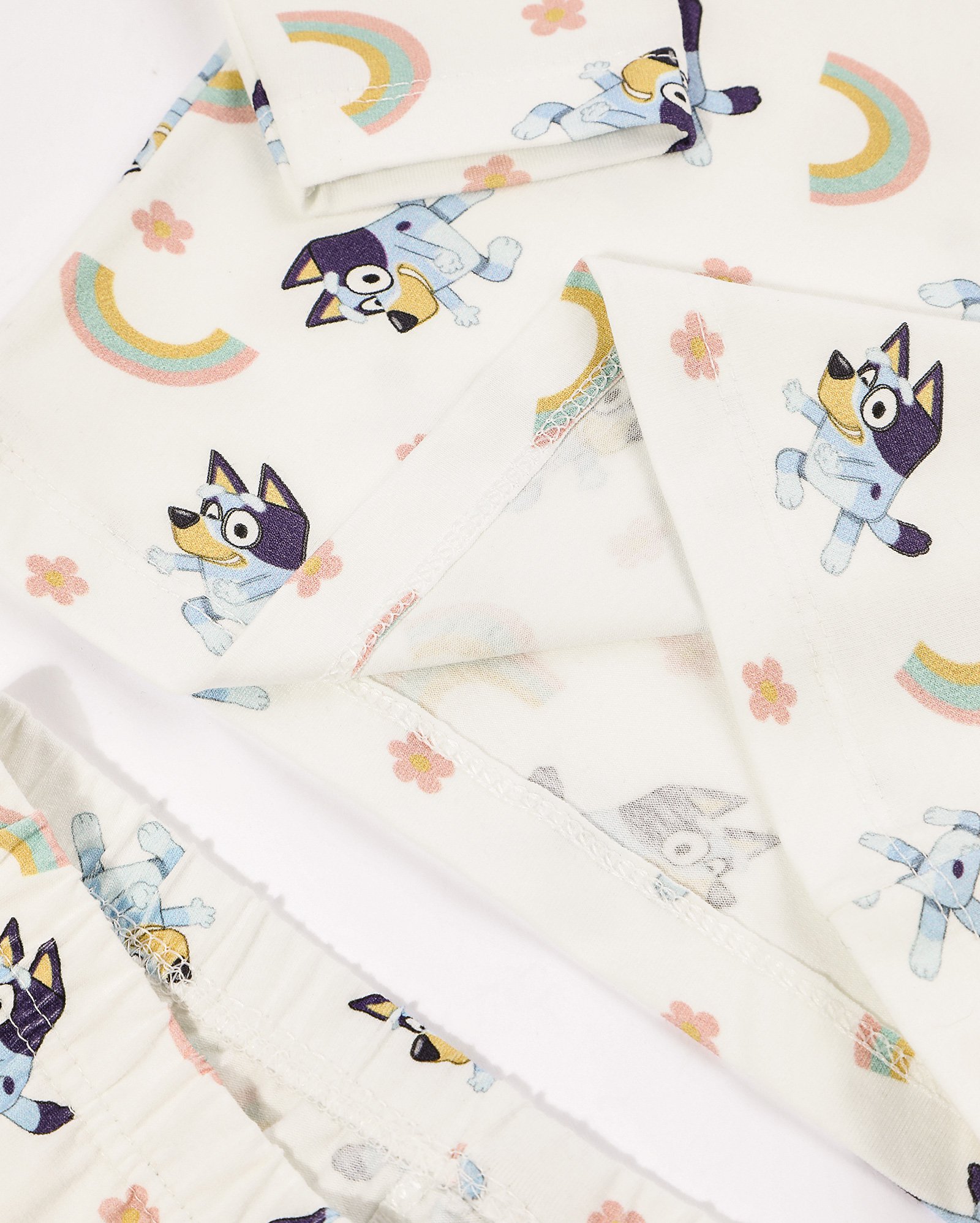 Riachuelo | Pijama longo infantil Bluey arco-íris 2-8A branco | BBC