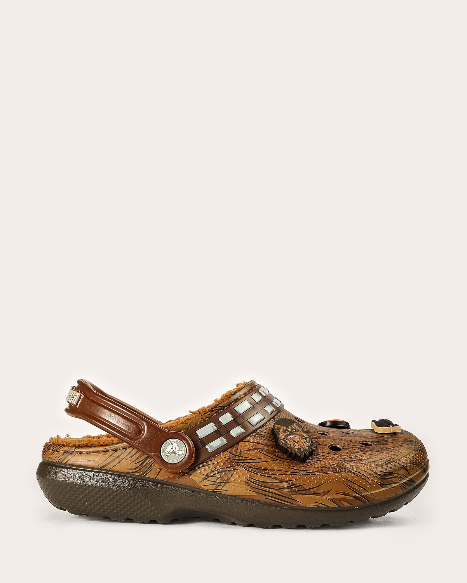 Riachuelo | Sandália feminina Star Wars Chewbacca marrom | Crocs