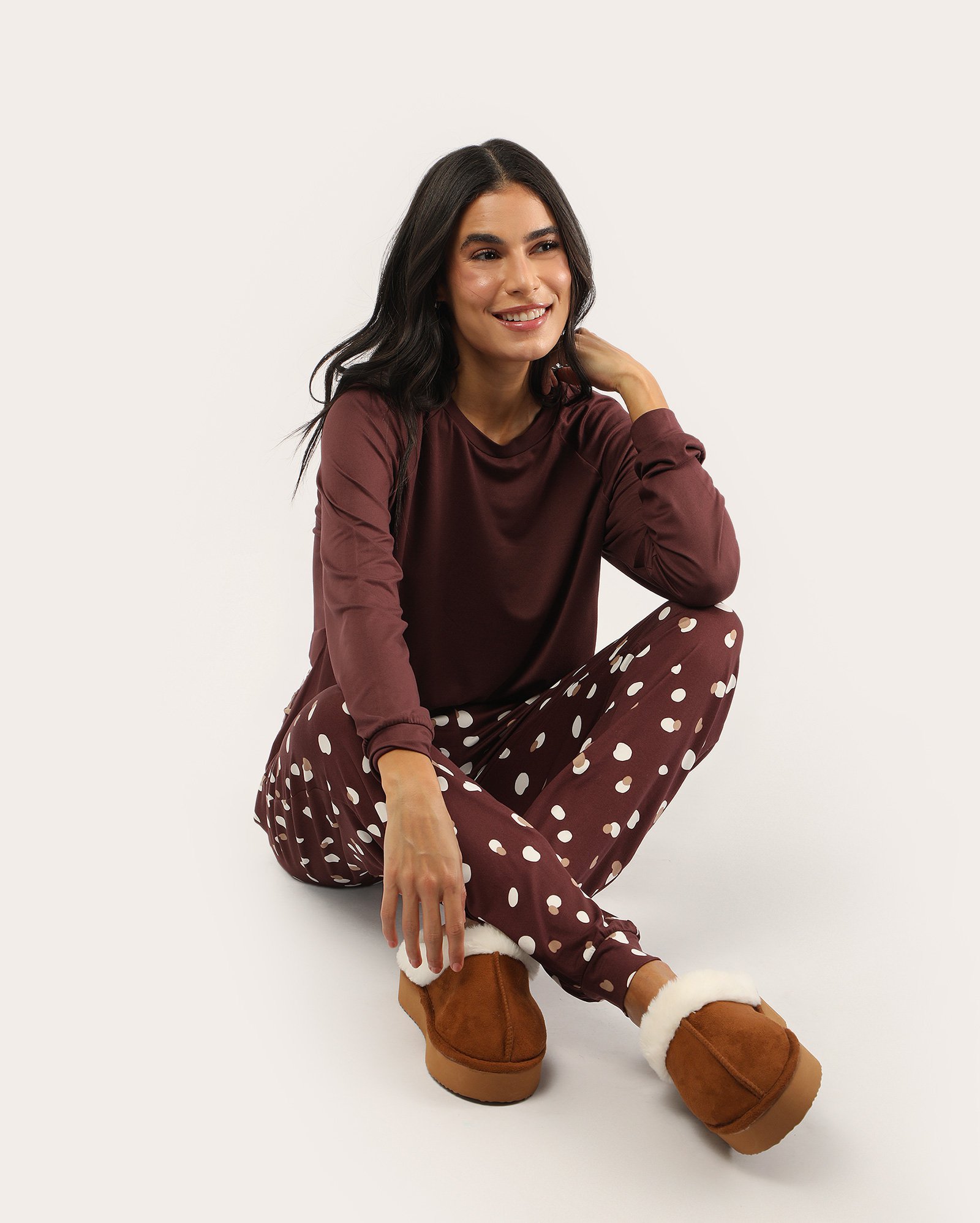 Riachuelo | Pijama longo feminino com toque macio poá - vinho