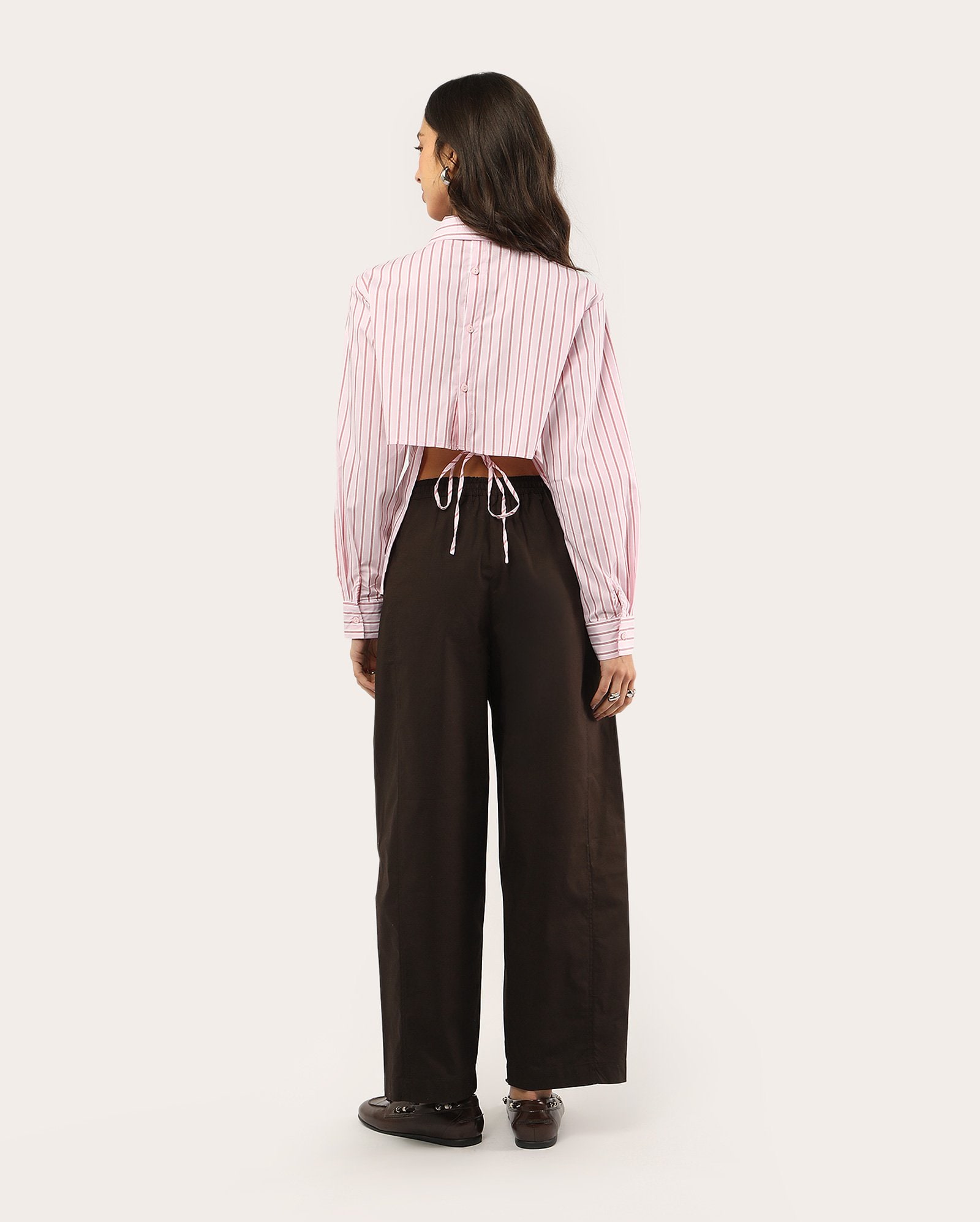 Riachuelo | Camisa feminina listrada com amarração nas costas - rosa