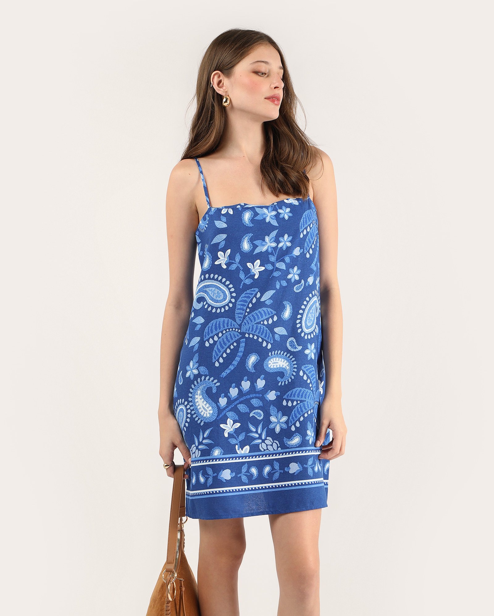 Riachuelo | Vestido curto reto paisley em viscolinho - azul