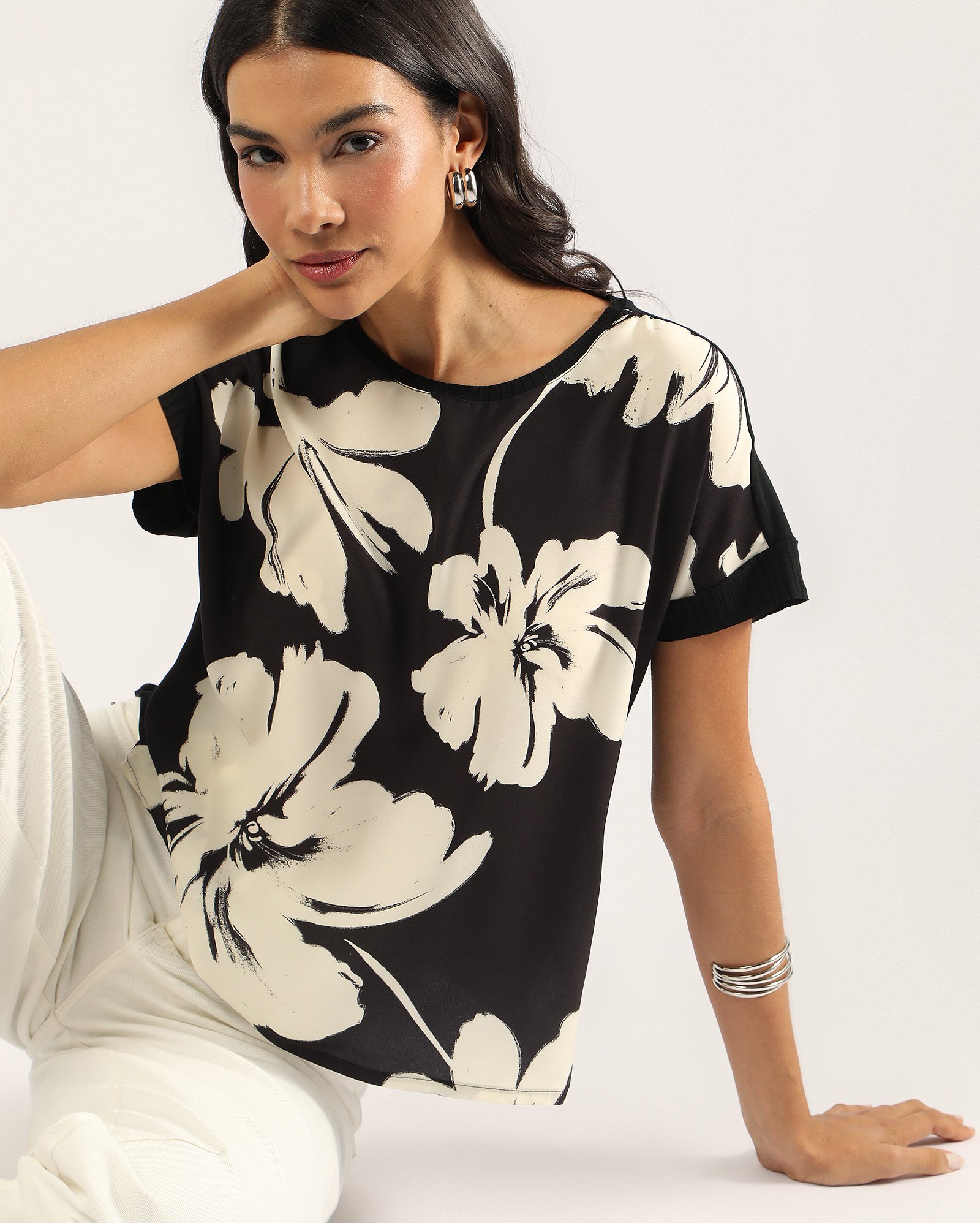 Riachuelo | Blusa feminina ampla floral - preta