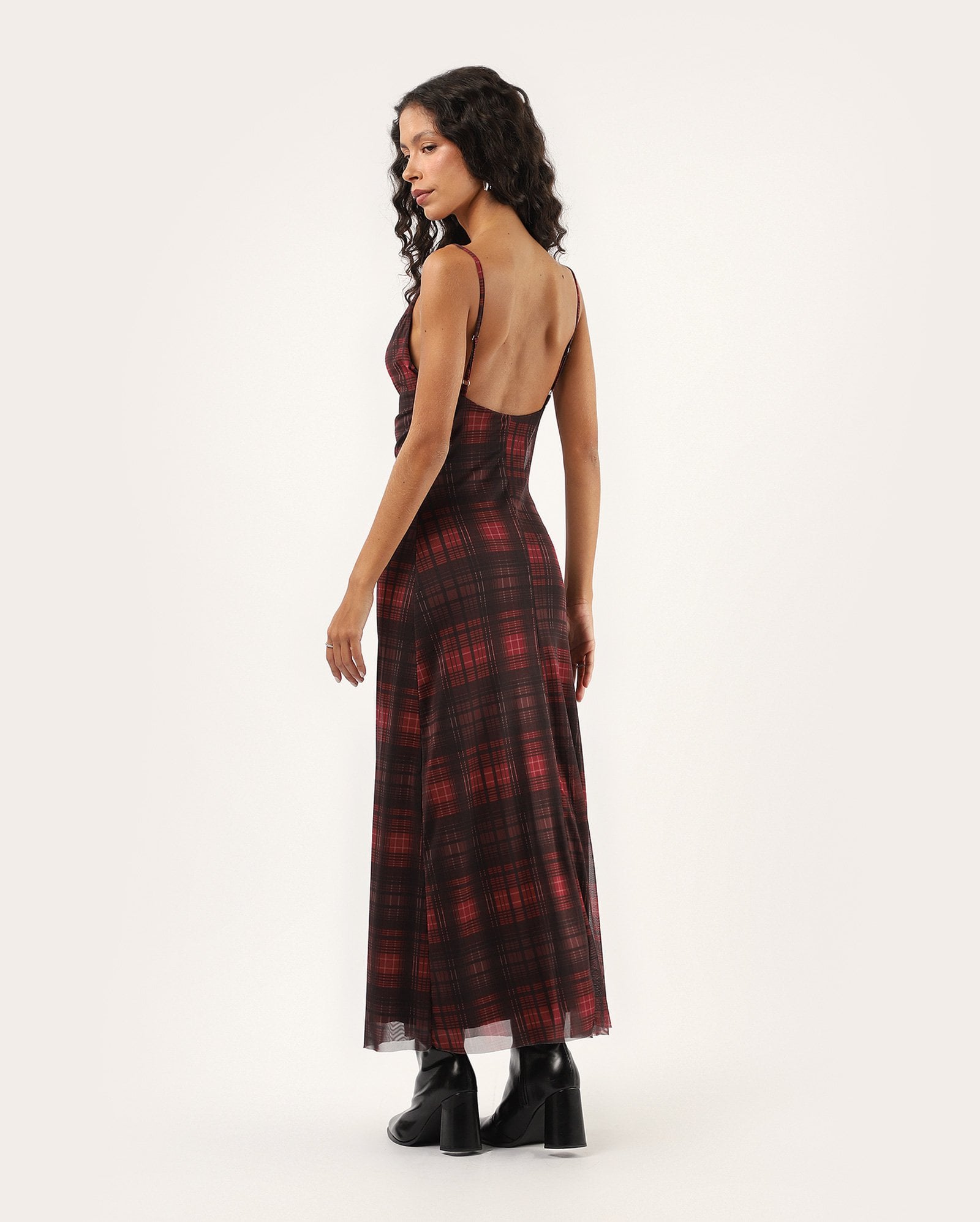 Riachuelo | Vestido midi evasê xadrez em tule - multicor