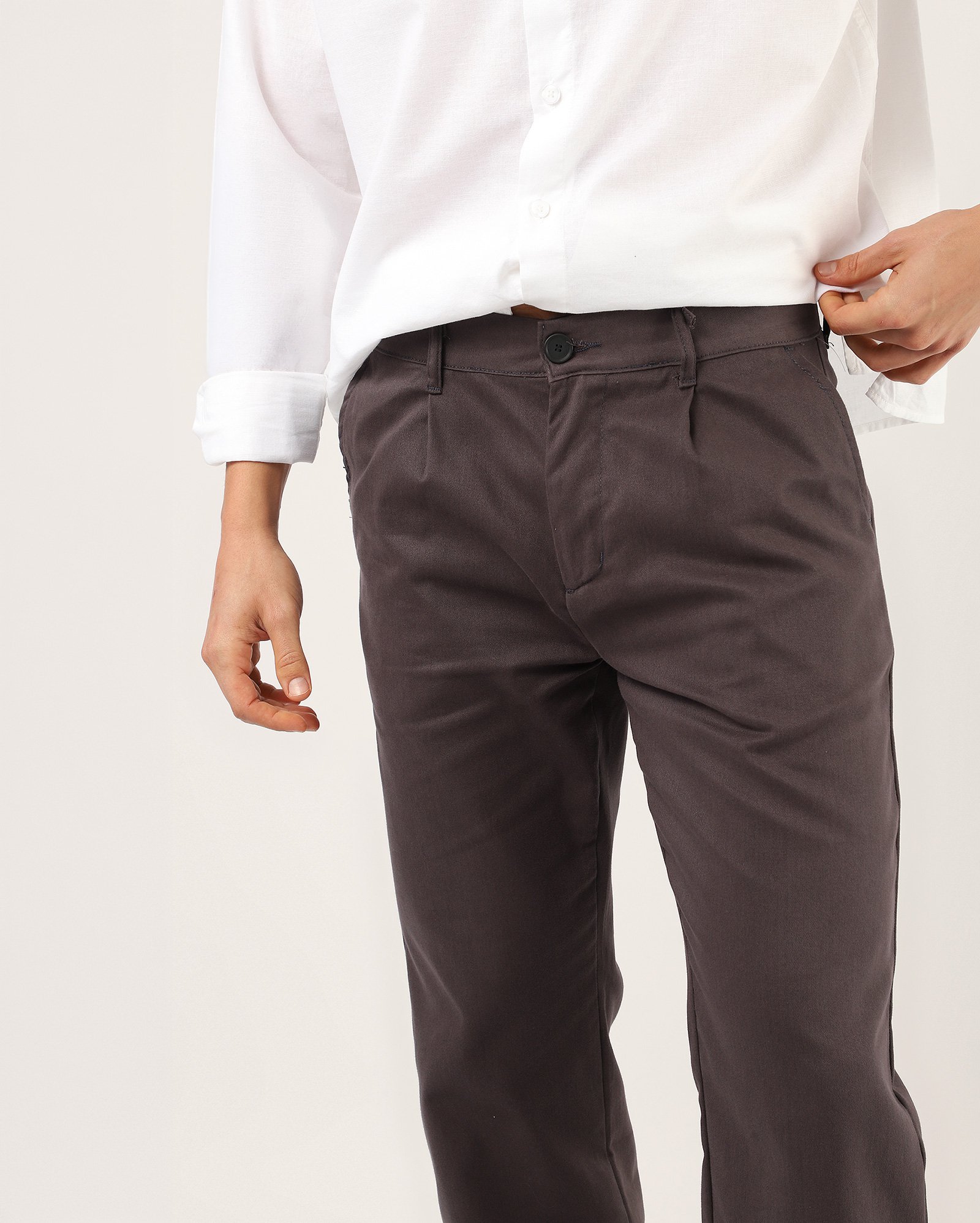 Riachuelo | Calça sarja masculina chino reta - cinza | Pool Jeans