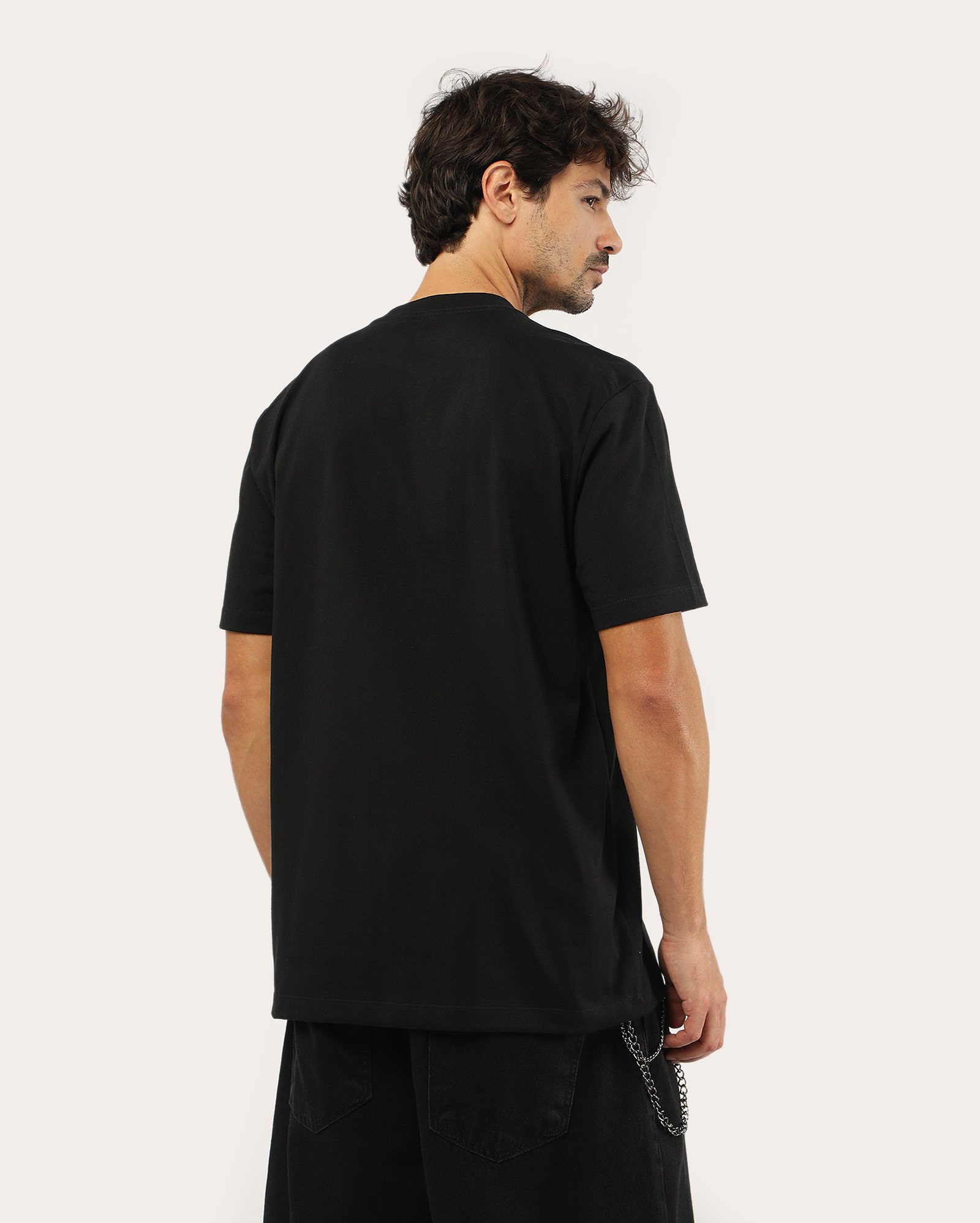 Riachuelo | Camiseta masculina regular - preta | Guns N’ Roses