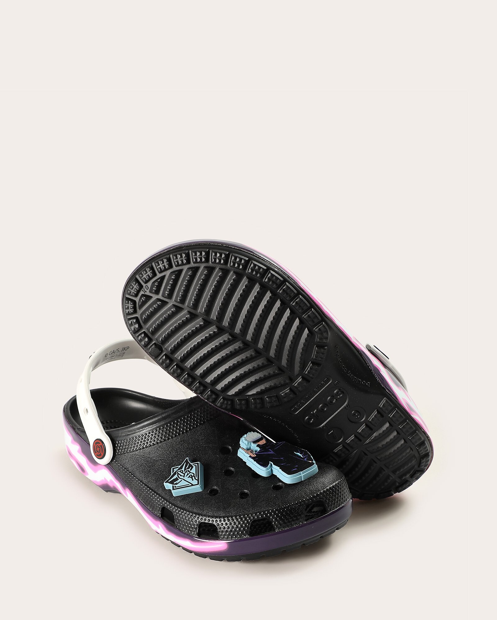 Riachuelo | Sandália clog feminina Jujutsu Kaisen - preta | Crocs