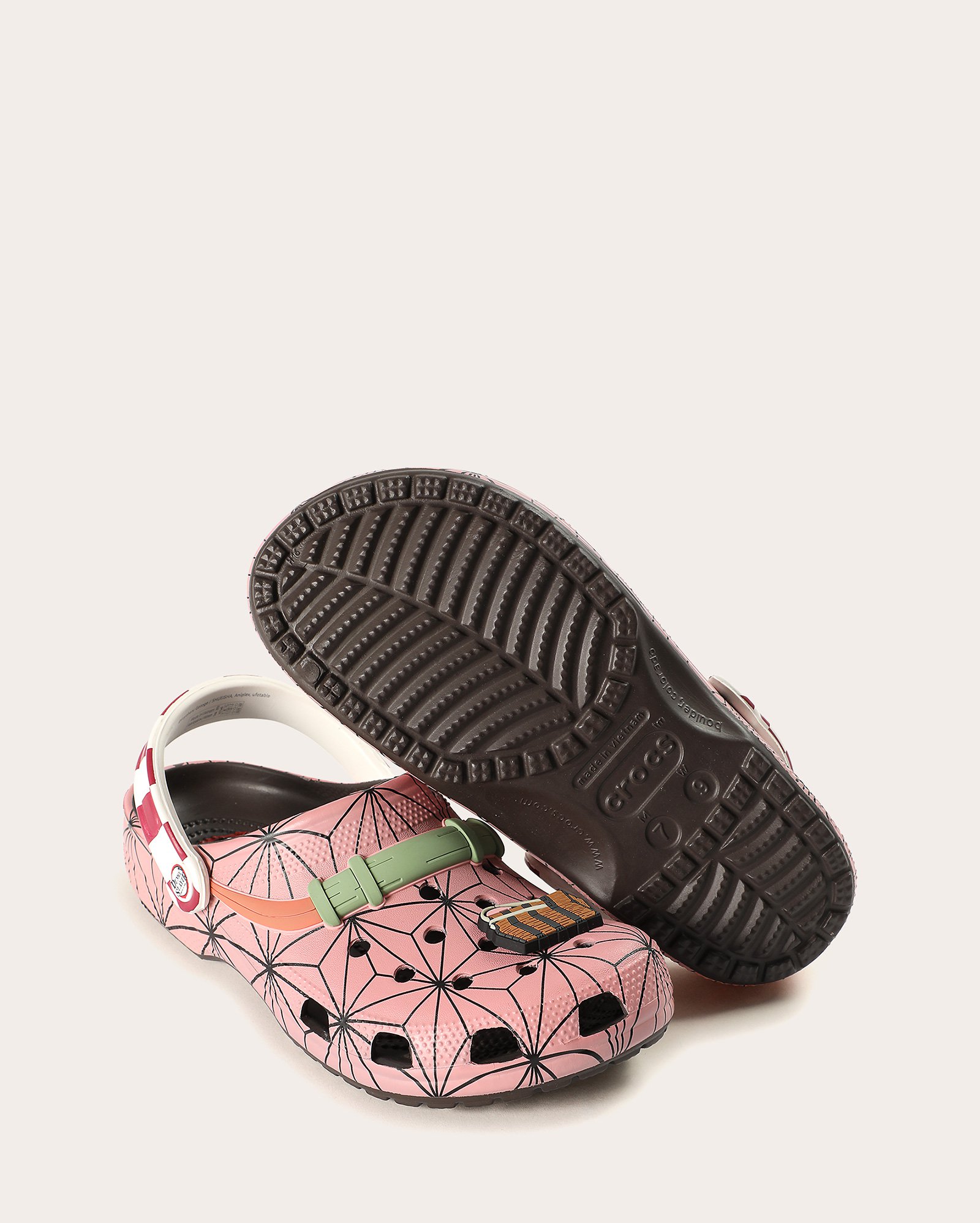 Riachuelo | Sandália clog feminina Demon Slayer - rosa | Crocs