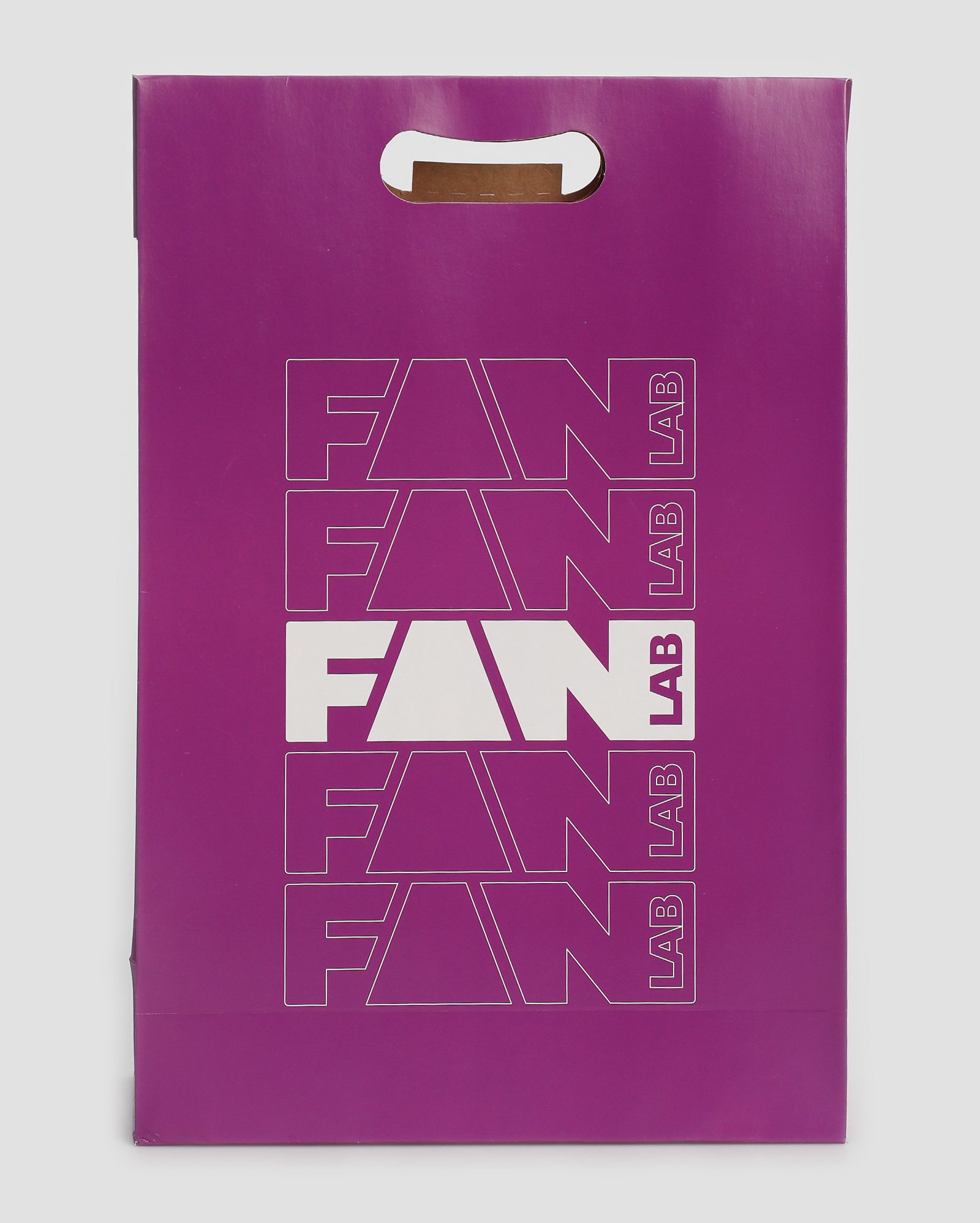 Riachuelo | Kit camiseta regular + caneca Hello Kitty 330ml + sacola de presente multicor | FAN ...