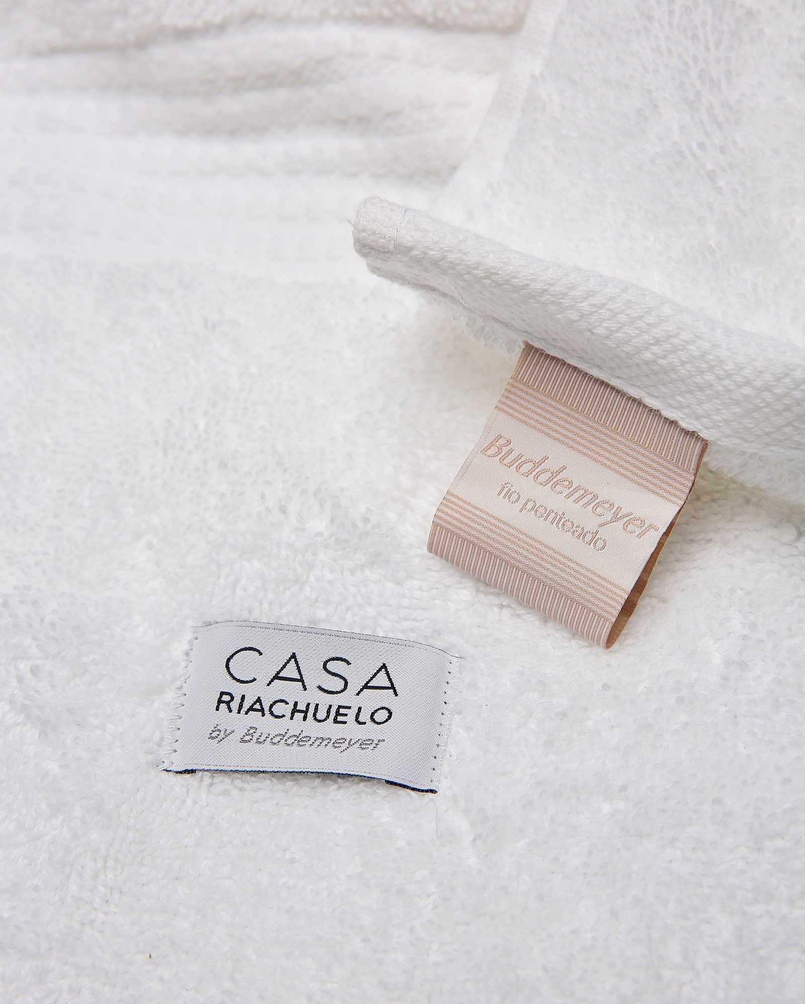 Riachuelo | Kit toalha de banho gigante + toalha de rosto John fio ...