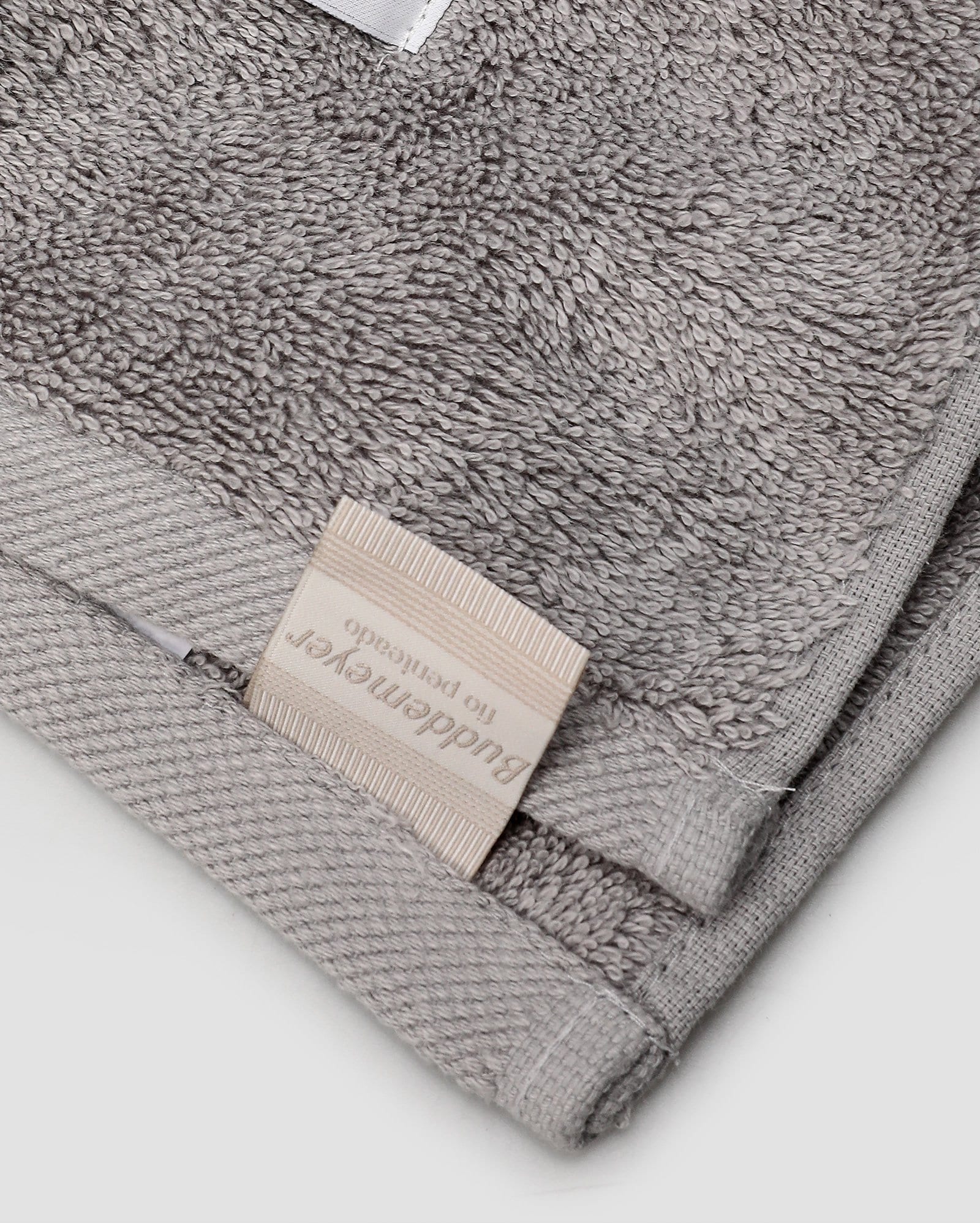 Riachuelo | Kit toalha de banho gigante + toalha de rosto John fio ...