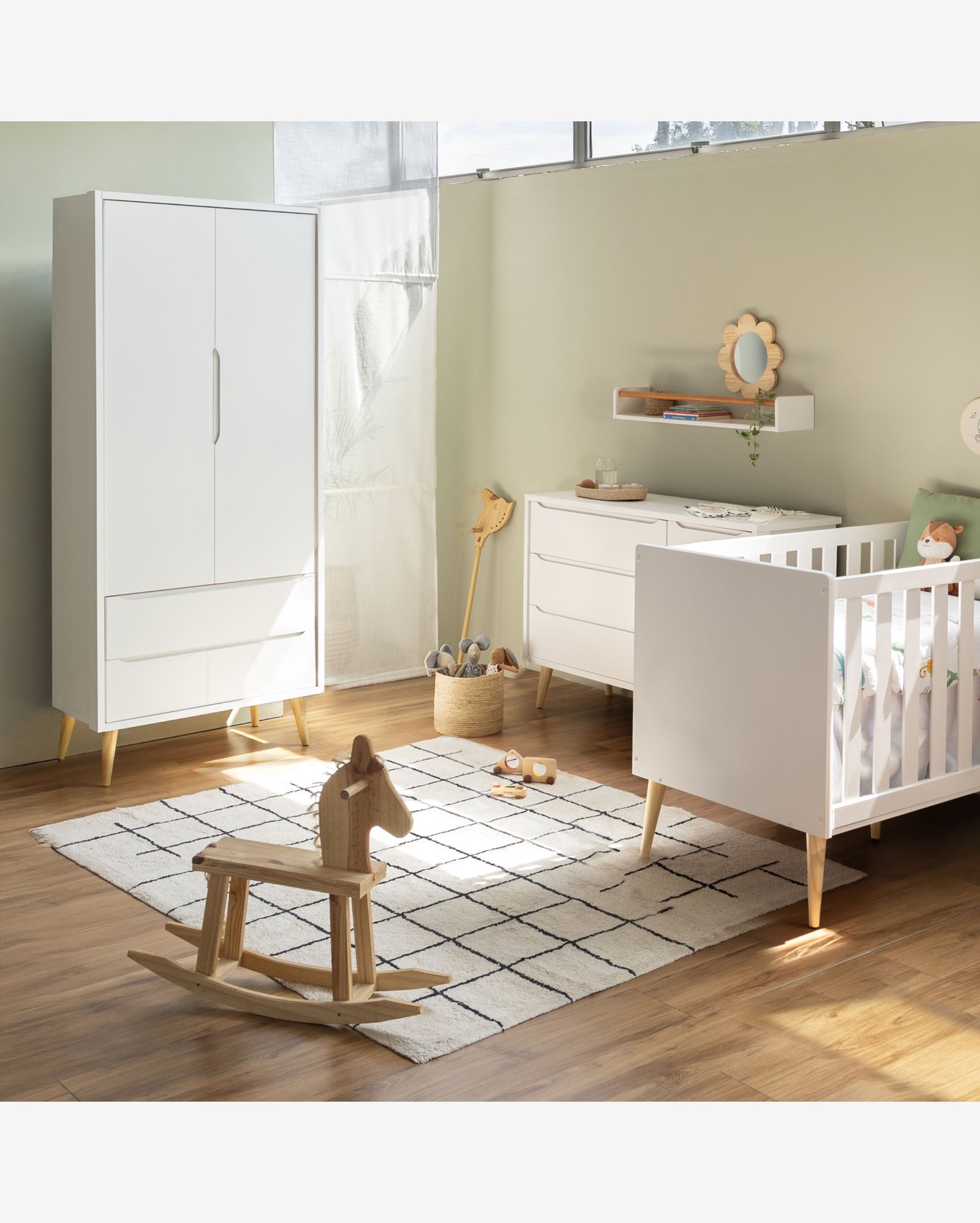 Riachuelo | Kit Quarto Theo com Pés Retrô Natural - Berço+ Cômoda 3 ...