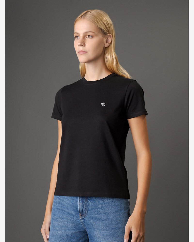 Riachuelo | Camiseta Feminina Logo Bordado Calvin Klein Jeans - Preto