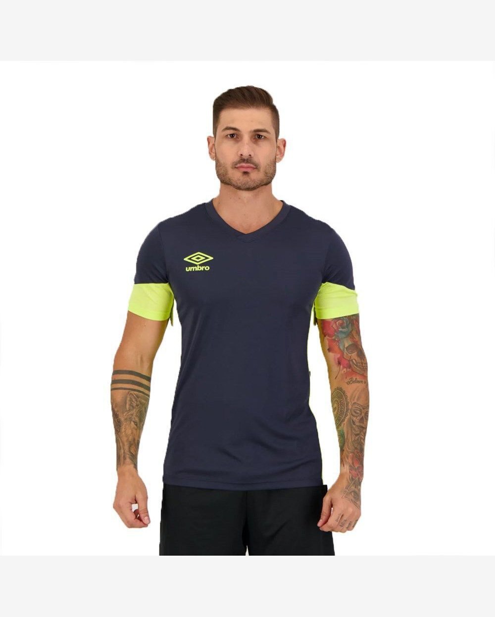 Riachuelo | Camiseta Umbro Core Masculina