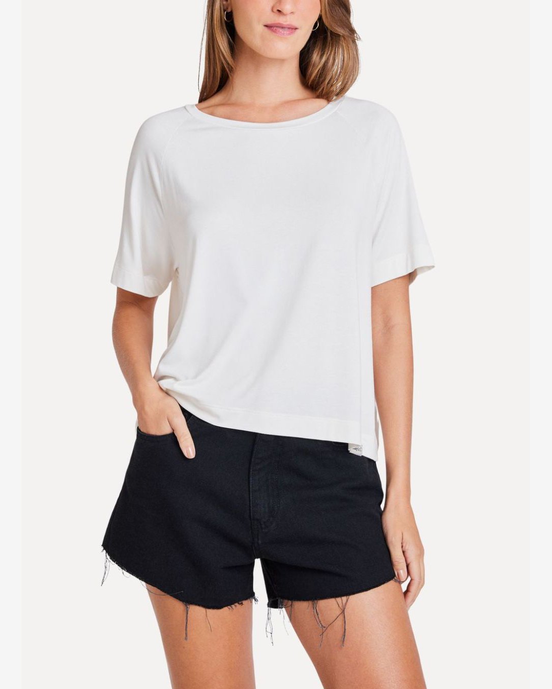 Riachuelo | Camiseta Raglan Ampla Simples Reserva 81079 Feminina ...