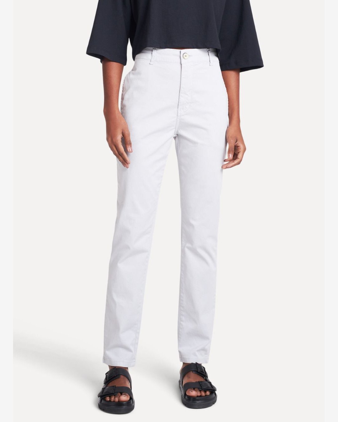 Riachuelo | Calça Chino Sarja Simples Reserva 81110 Feminina Color ...