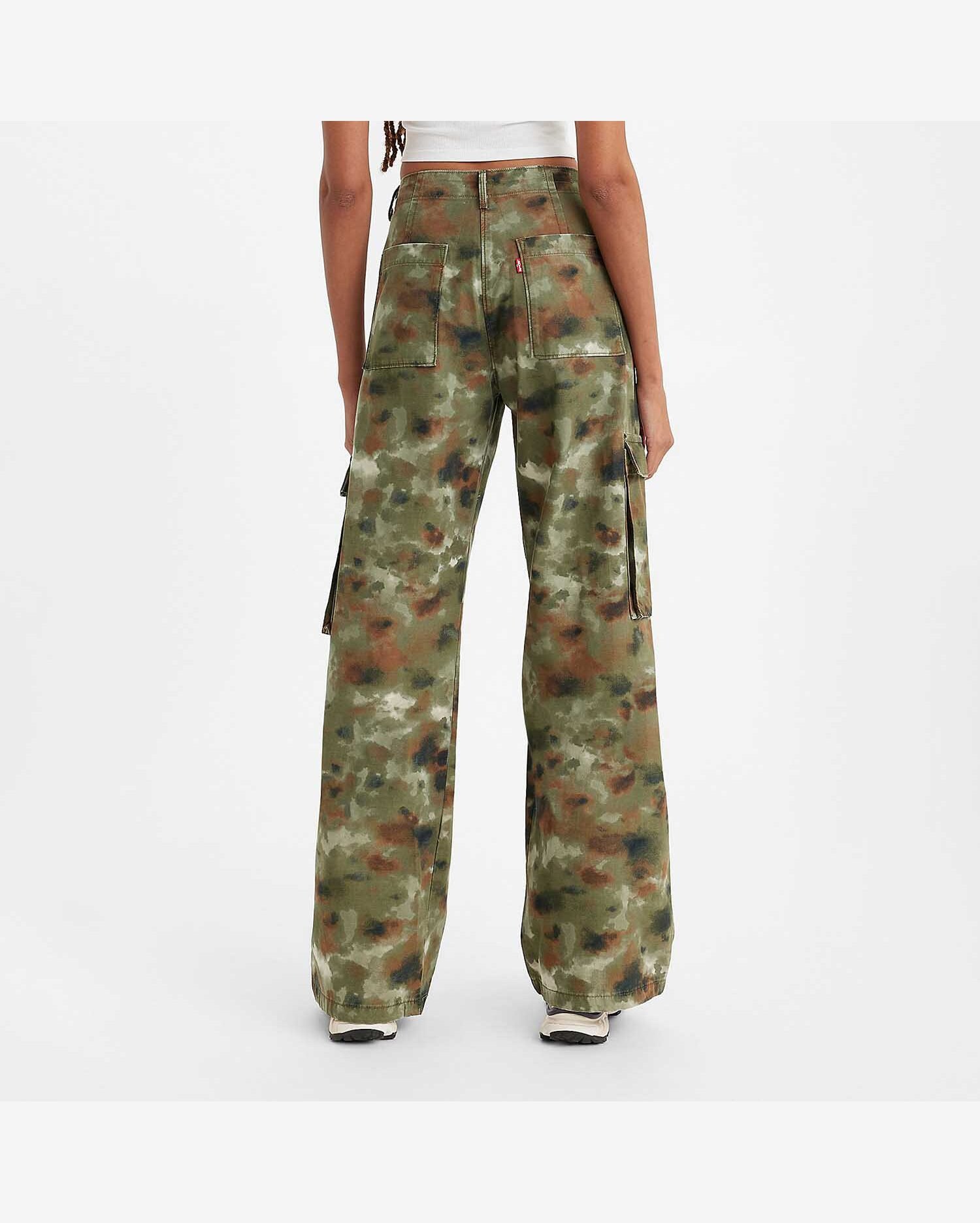 Riachuelo | Calça Levi’s Baggy Cargo com Estampa Camuflada