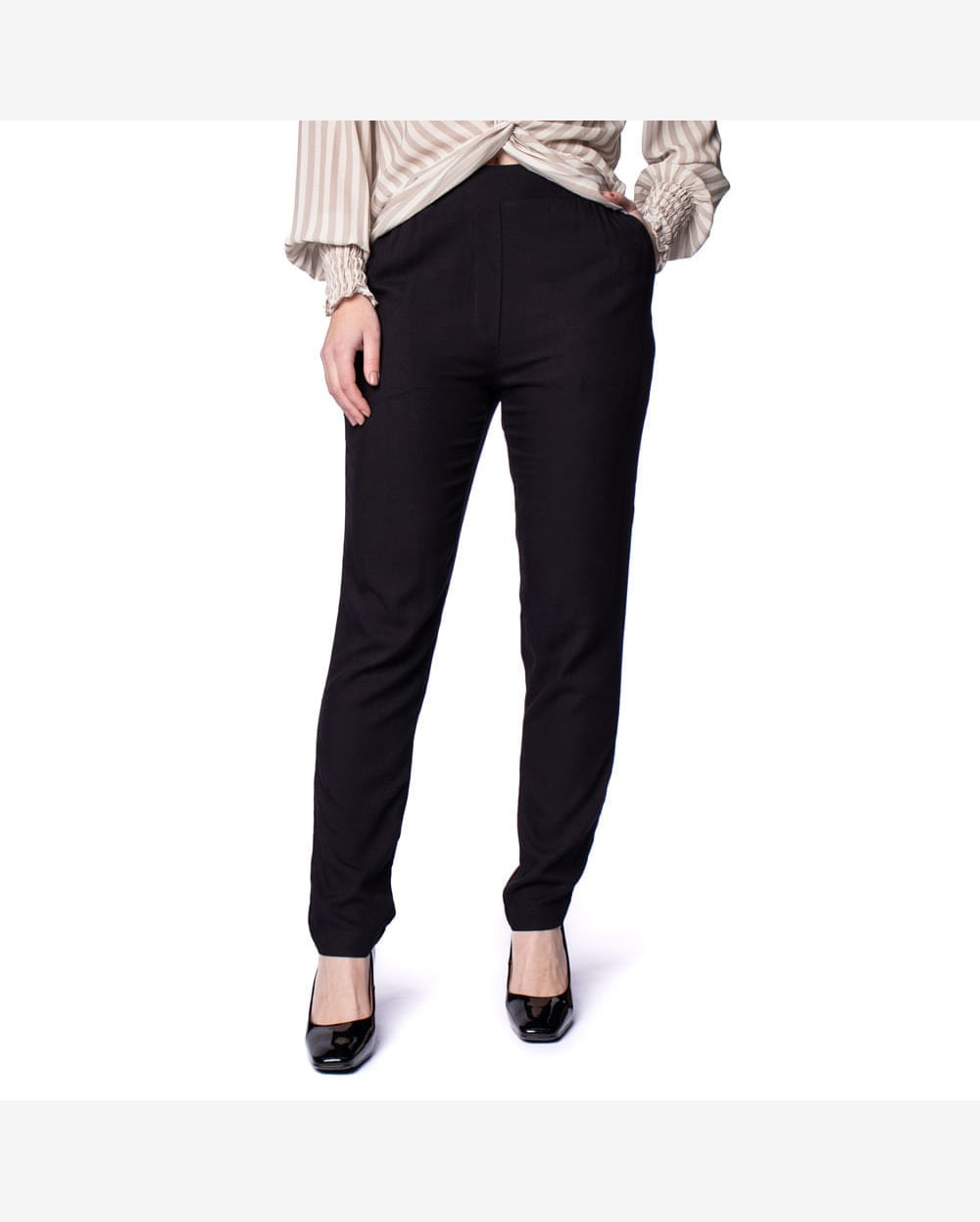 Riachuelo | Calça Feminina Negra Cor Slim Preto