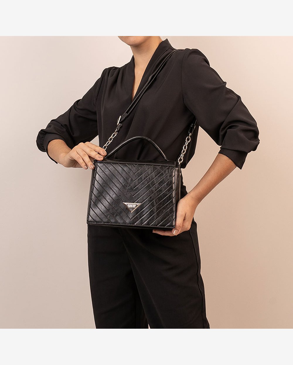 Riachuelo | Bolsa Feminina Rafitthy Pequena Transversal Correntes ...