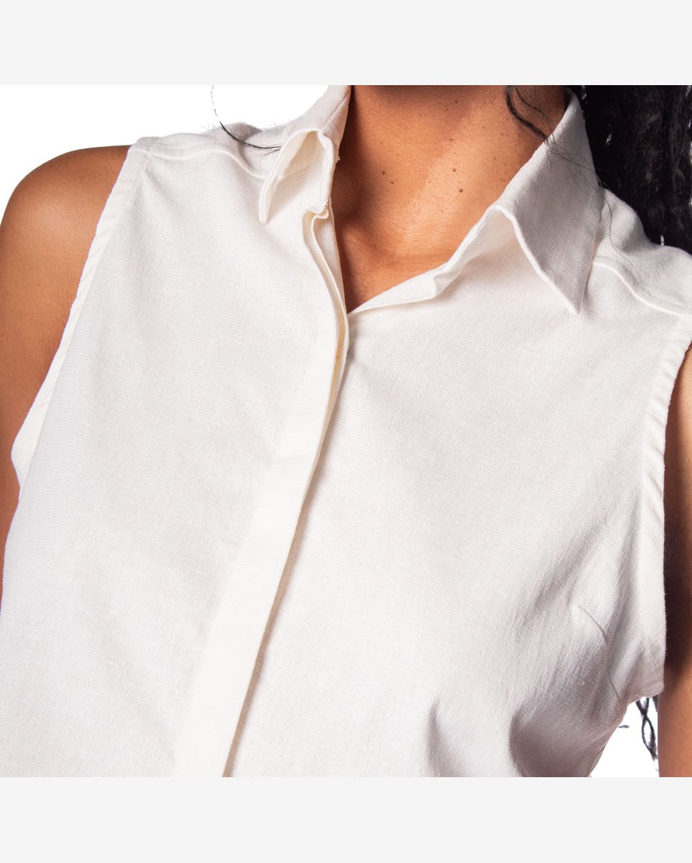 Riachuelo | Camisa Cropped Milani Carla Sem Manga Off White