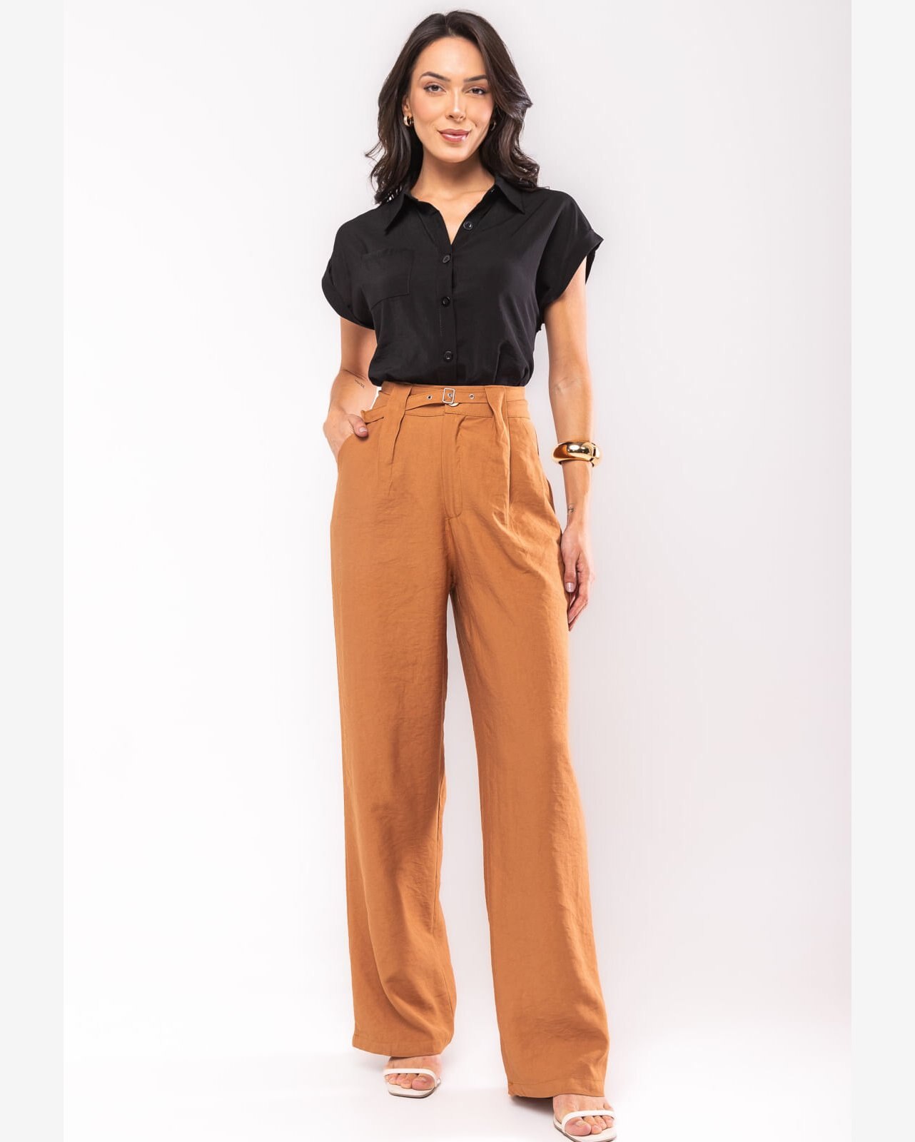Riachuelo | Calça Feminina de Alfaiataria Wide Leg Caramelo Salvatore ...