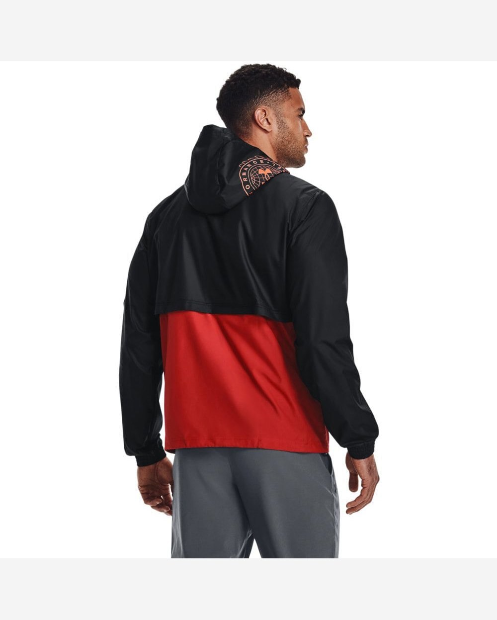 Riachuelo | Jaqueta de Treino Masculina Under Armour Woven Alma Mater