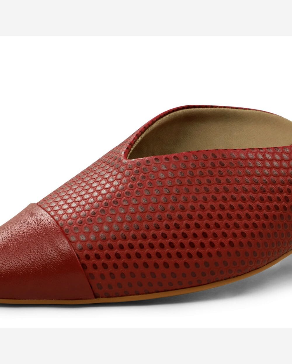 Riachuelo | Mule Rebu Bico Fino Couro Texturizado