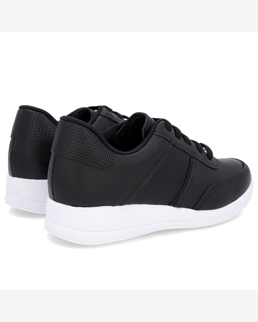 Riachuelo | Tênis Preto Couro Detalhe Preto