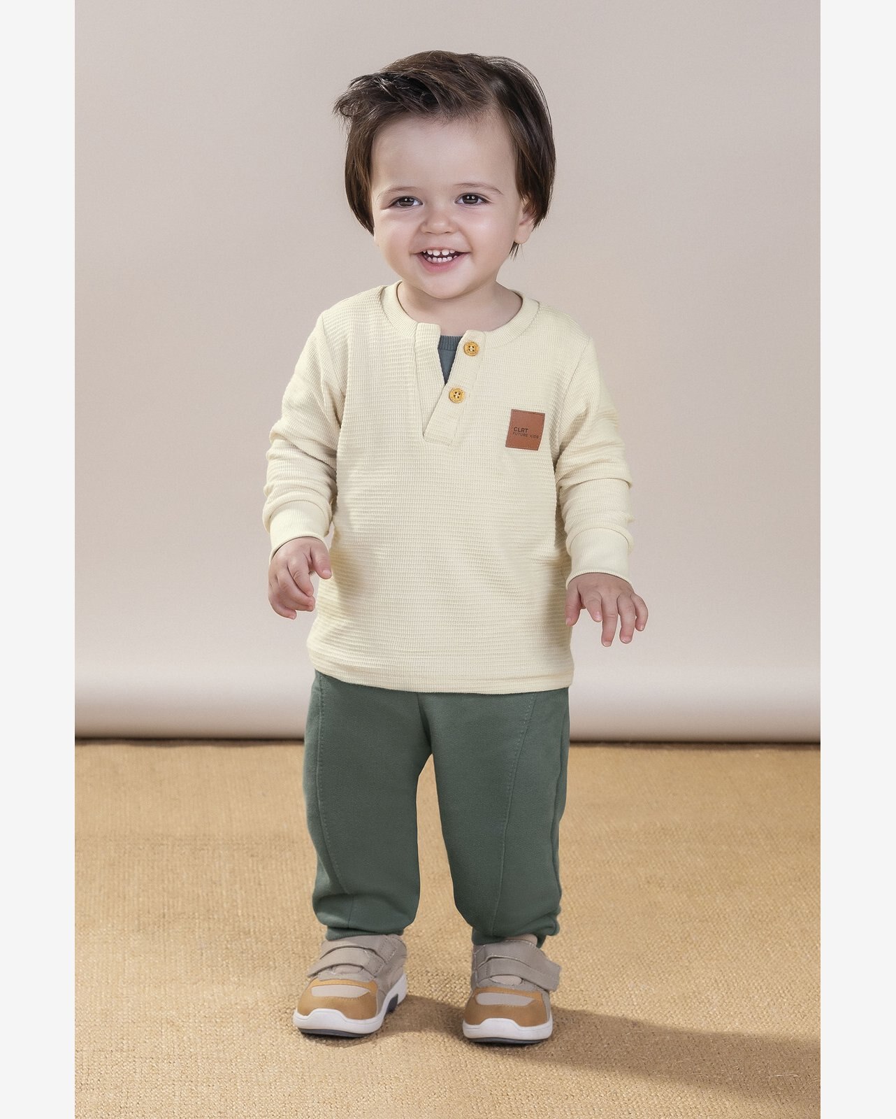 Riachuelo | Conjunto com Camiseta em Malha Off Colorittá