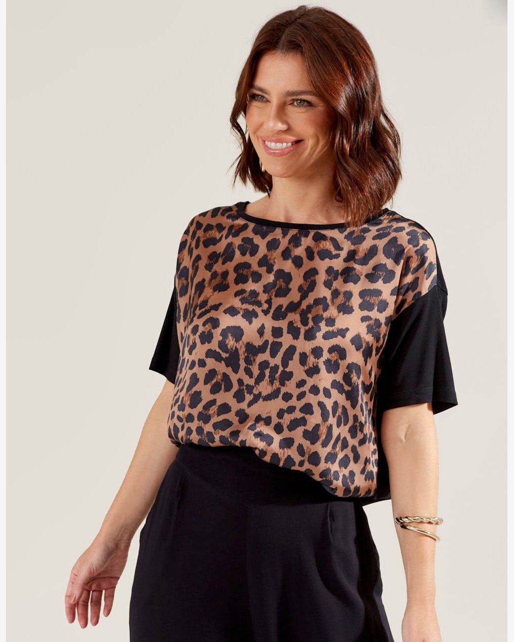 Riachuelo | Blusa Ampla Estampada Onça - Preto