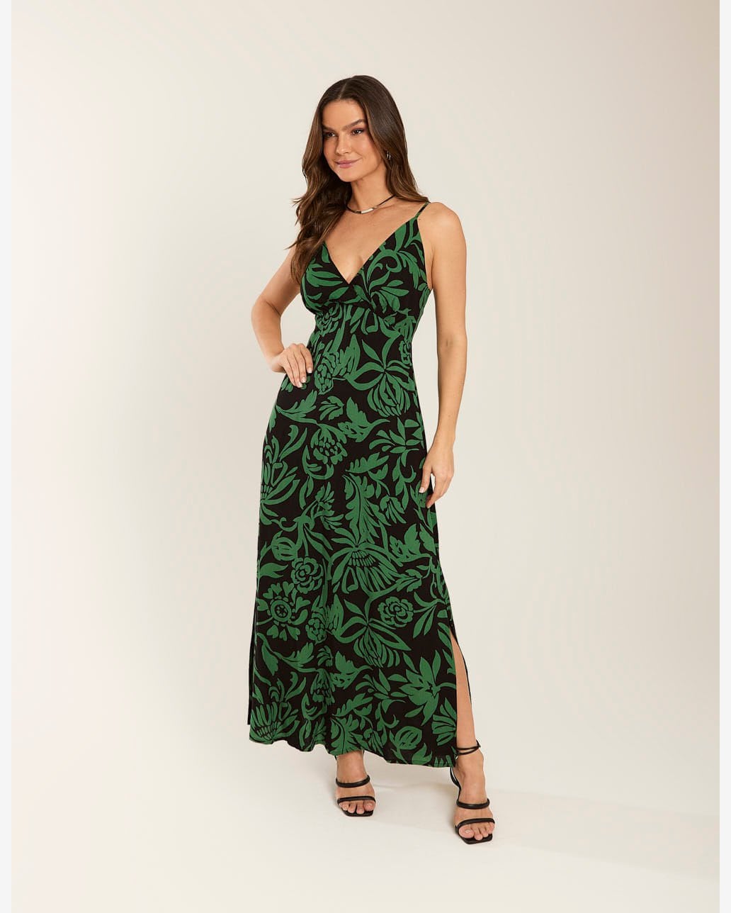 Riachuelo | Vestido Longo Estampado Floral Noturno - Preto